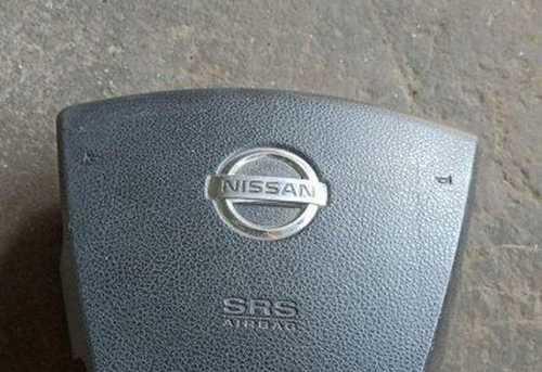 Подушка безопасности в рулевое колесо Nissan Mura