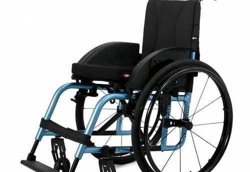 Кресло-каталка инвалидная, складная, вес 8 кг