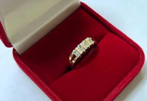 Золотое кольцо с фианитами \585\ Т20418