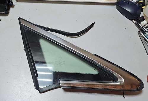 Форточка (стекло) передняя правая Mazda Cx-7