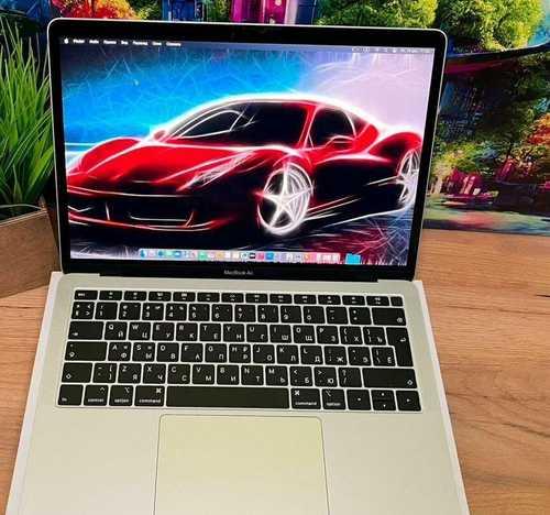 Macbook air 13 2018 i5 Красавец