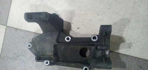 Кронштейн генератора для Ford Transit/Tourneo Conn