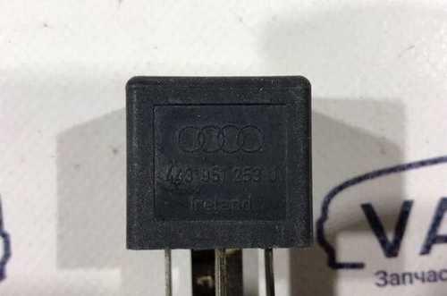 Реле Audi 80 B3 1991