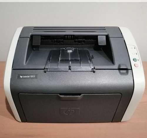 Принтер HP LaserJet 1015