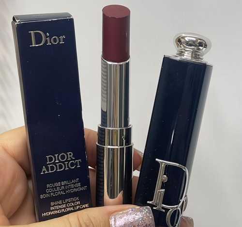 Помада Dior Addict Rouge Brilliant тон 922