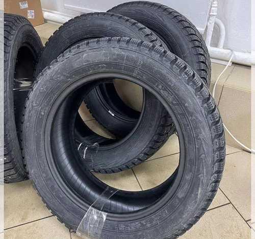 Ikon Tyres Nordman 5 205/55 R16C