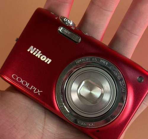 Nikon coolpix s2700