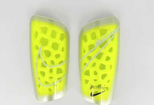 Щитки футбольные Nike Mercurial GS