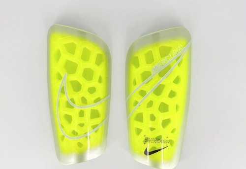 Щитки футбольные Nike Mercurial GS