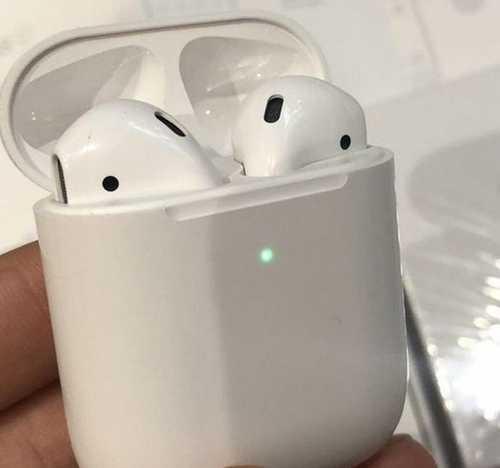 Наушники AirPods