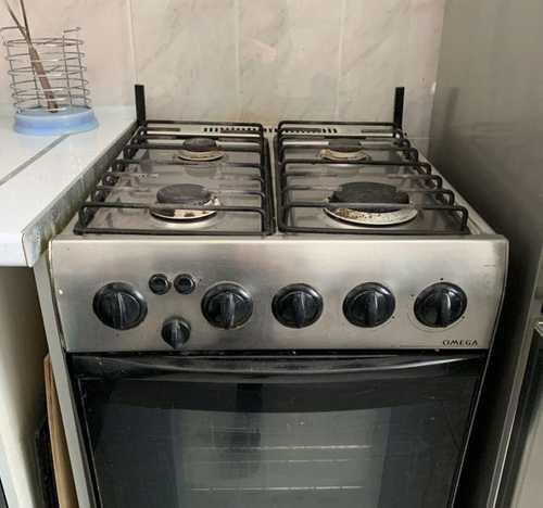 Продам газовую плиту бу