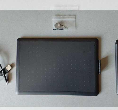 Графический планшет wacom one s