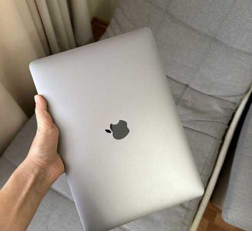 Apple MacBook Pro 13 Model A2338