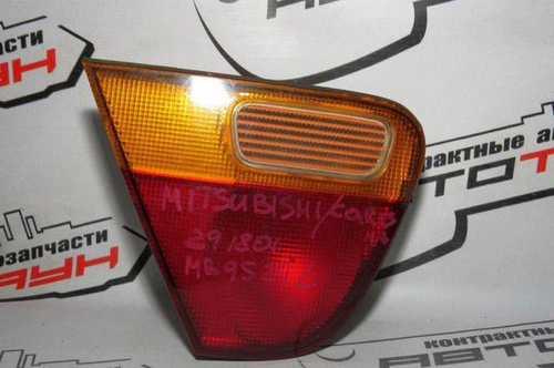 Фальшпанель mitsubishi carisma DA1A DA2A 51744 L M