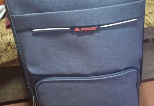 Чемодан с вещами женскими 56