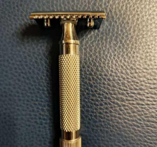 Т-образная бритва RazoRock OLD type Open Comb