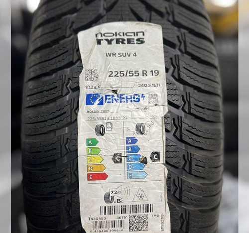 Nokian Tyres WR SUV 4 225/55 R19 103V
