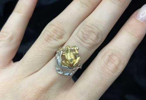 Комбинированное золотое кольцо с бриллиантом