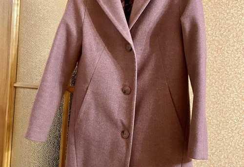 Пальто женское розовое демисезонное полушерстяное