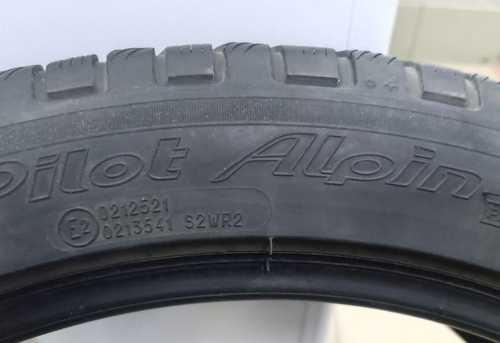 Michelin Alpin A4 235/45 R19