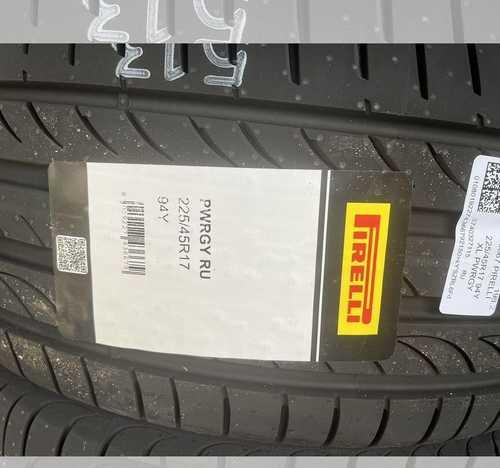 Pirelli Powergy 225/45 R17 94Y