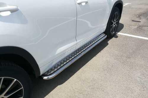 Пороги с листом 53 мм Toyota Highlander 2017