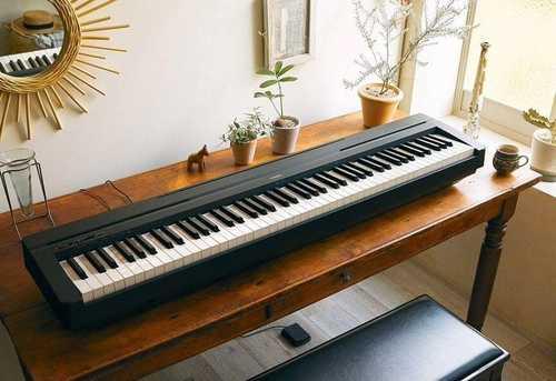 Цифровое пианино + аксессуары