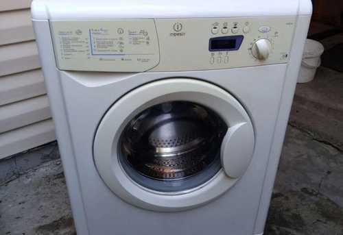 Indesit 5кг 40см стиральная машинка бу