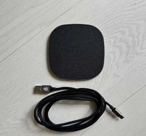 Беспроводное зарядное устройство uBear 10W