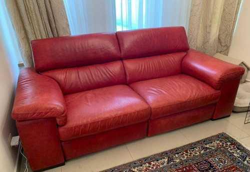 Итальянский кожаный диван (красный)