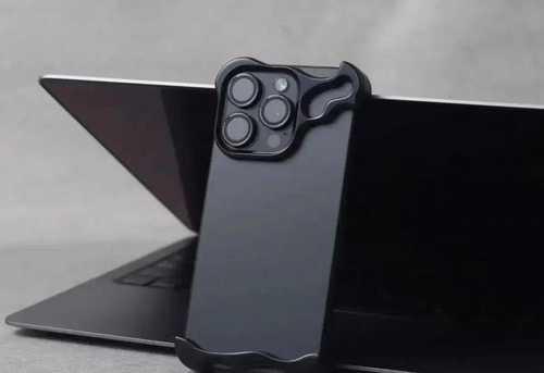 Стильный металлический чехол для iPhone 15 Pro Max
