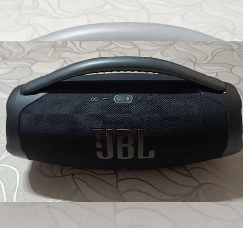 JBL bombox 3