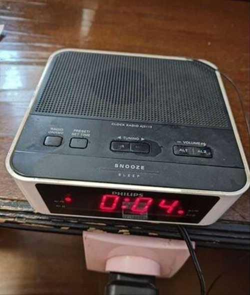 Часы электронные настольные FM radio
