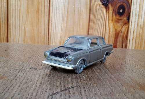 Ford-consul-cortina made IN urss СССР