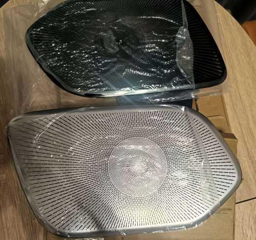 Крышка динамика багажника geely monjaro