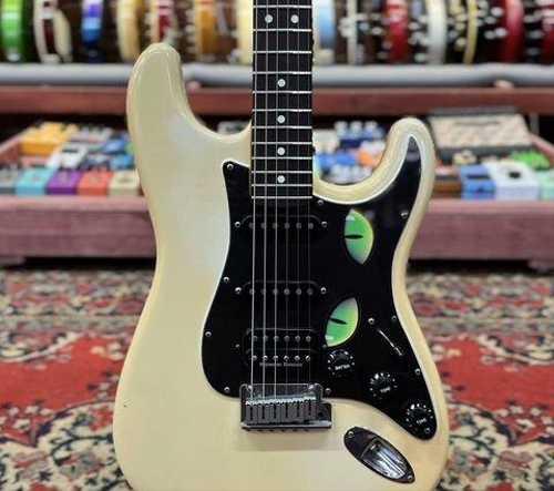 Электрогитара Fender American Standard Stratocaste