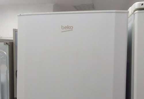 Холодильник б/у beko 200 см