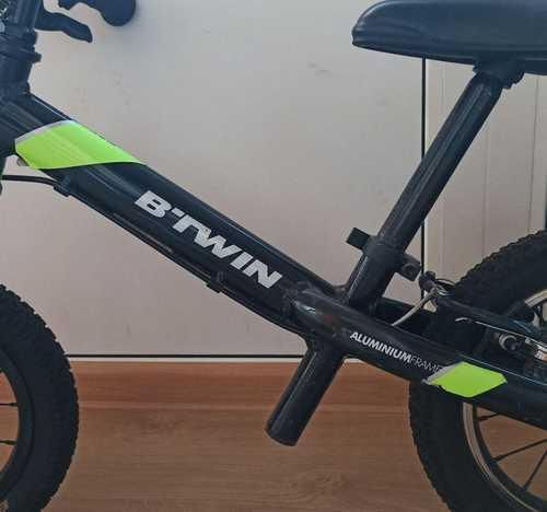 Беговел BtWin runride 900