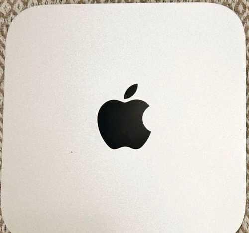 Mac mini server:i5 SSD1Tb 16RAM 1,5gb video OS2024