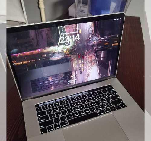 Apple macbook pro 15 2018 512gb