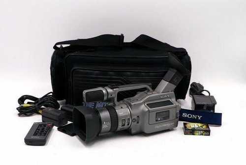 Видеокамера Sony DCR-VX1000E