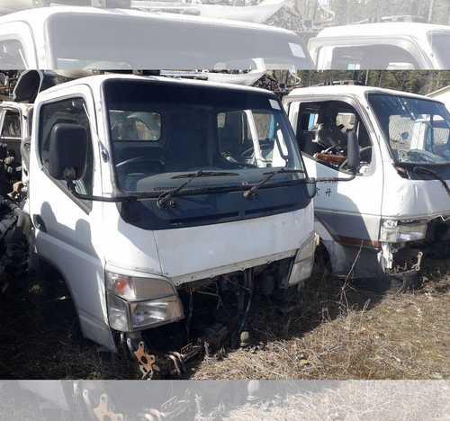 Кабина Mitsubishi Canter