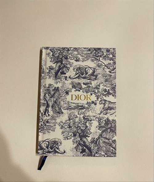 Ежедневник dior