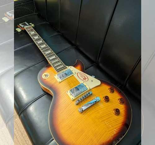 Gibson les Paul Copy - цельный корпус,цельный гриф