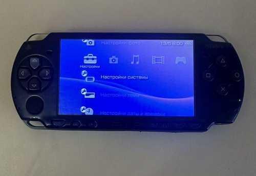 Sony PSP 2000 в хорошем состоянии