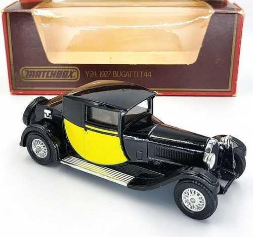 Модель автомобиля Bugatti 1/38 Matchbox 1983