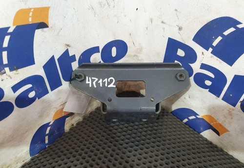 Кронштейн маслянного радиатора Mercedes Actros