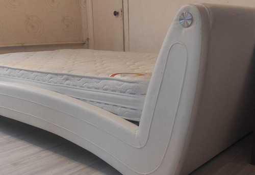 Кровать орматек с матрасом