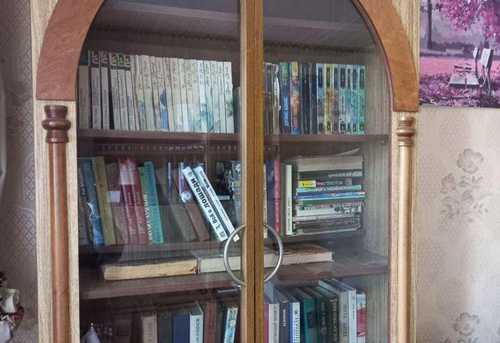 Книжный шкаф с тумбой