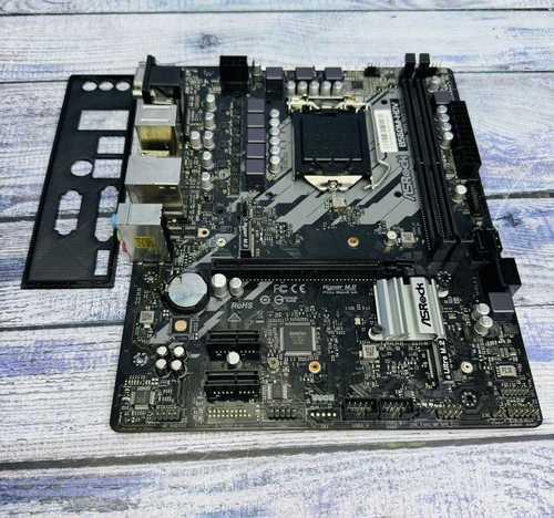 Материнская плата Asrock B560M-HDV